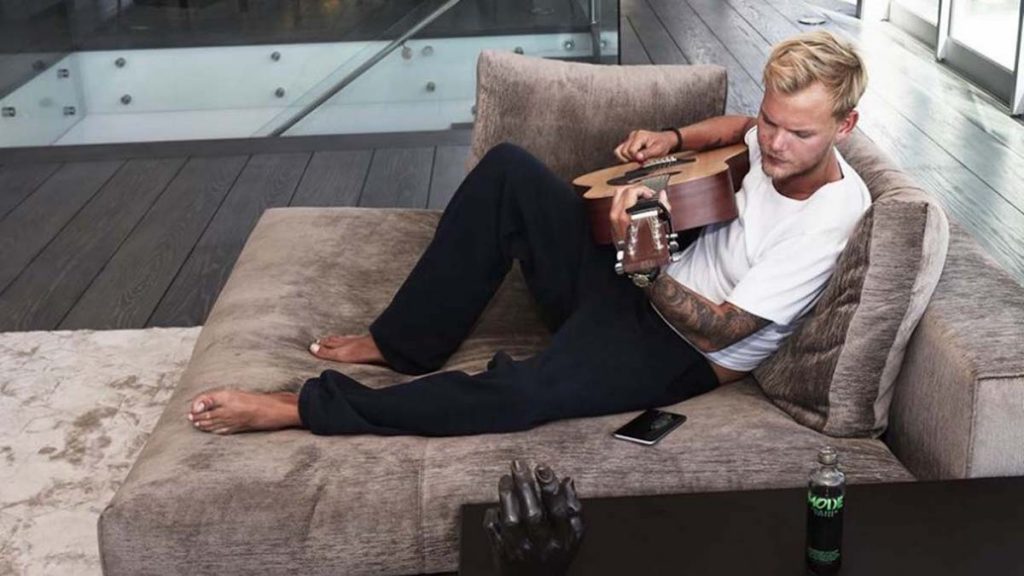 AVICII: TRUE STORIES, Powerful Documentary on Late Producer/Artist ...