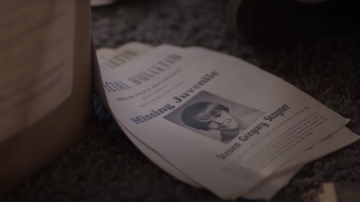 Hulu Releases Trailer for CAPTIVE AUDIENCE: A REAL AMERICAN HORROR ...